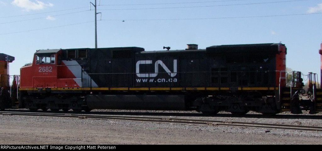 CN 2682